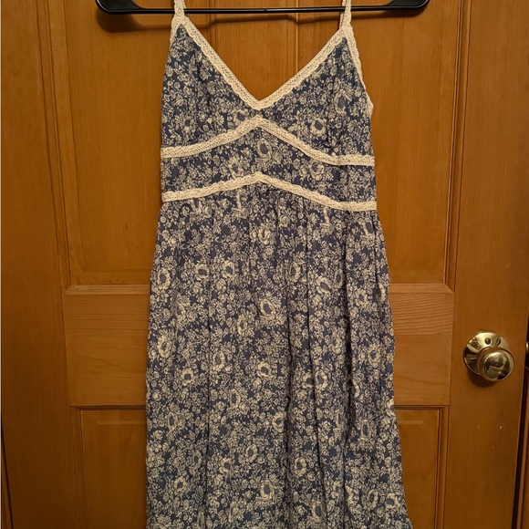 Primark | Dresses | Primark Blue And White Floral Dress | Poshmark